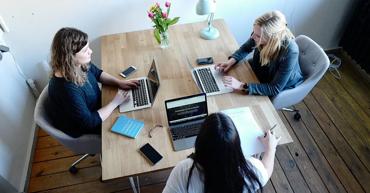 How to choose the right executive assistant resume keywords